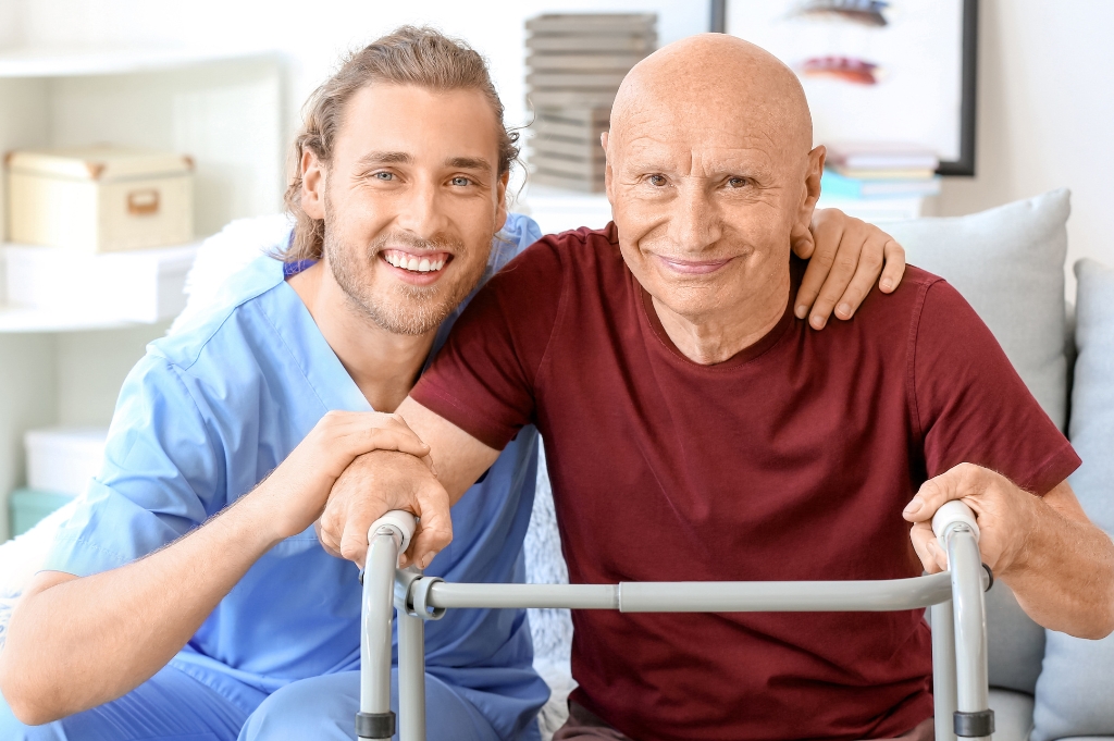 Caretaker For Elderly At Home In Gurgaon | HomeMediCare4U